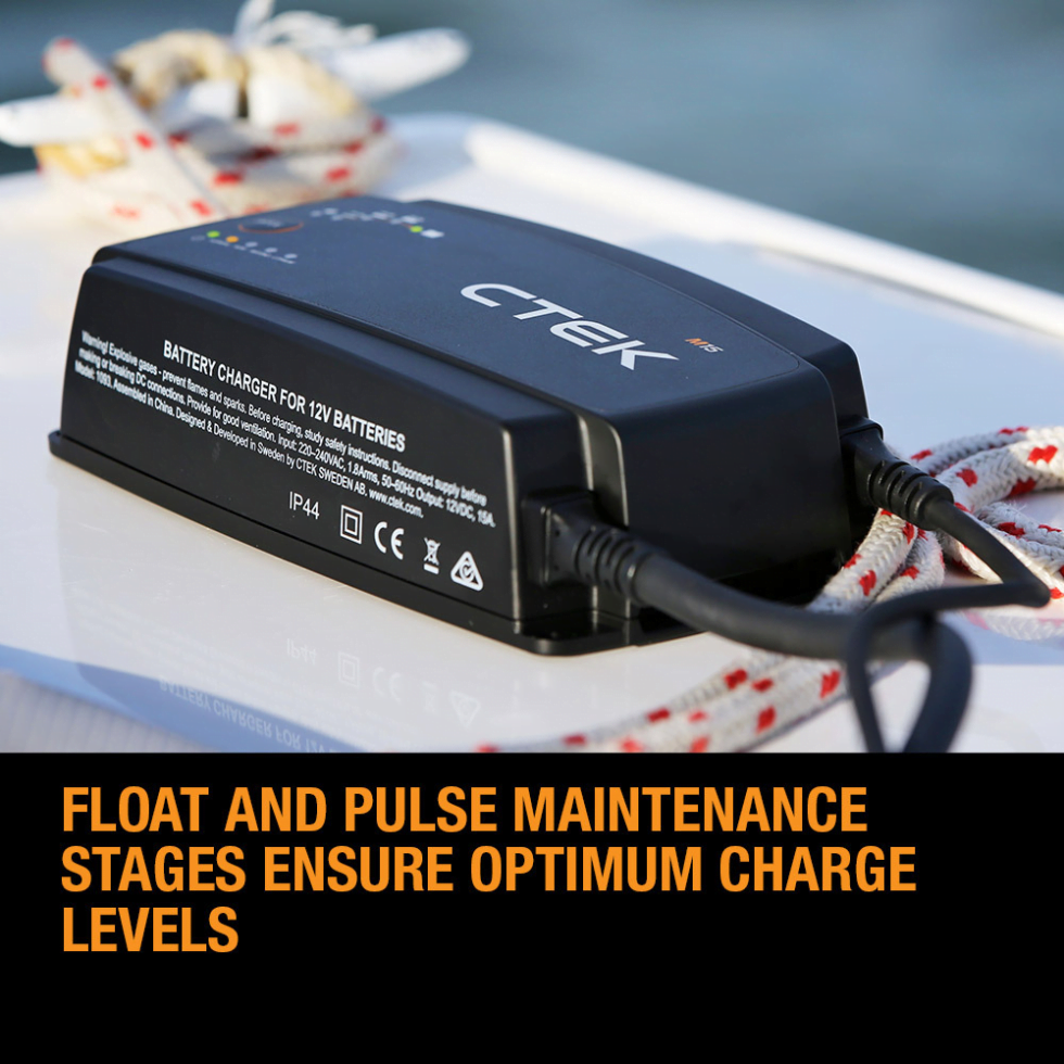 CTEK M15 Marine Charger | Adventure Primal